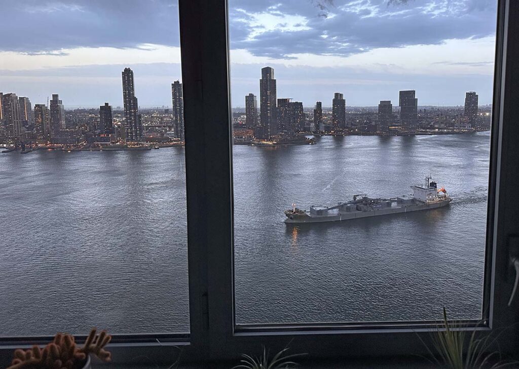 Menashe Kitchen – Dipping Into Light